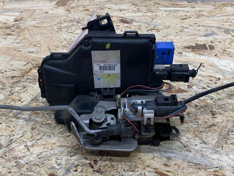 AUDI A8 D3 ZAMEK DRZWI PRZÓD PRAWY 4E1837016A - 13738040319 - oficjalne archiwum Allegro