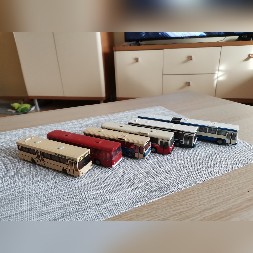 Modele autobusów w 1/87, skala H0 - 9091061998 - oficjalne archiwum Allegro