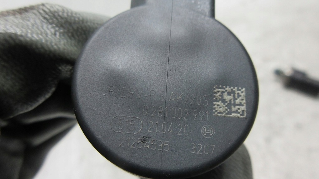 AUDI A8 D3 0281002991 Zawór regulacji ciśnienia regulator ciśnienia ...