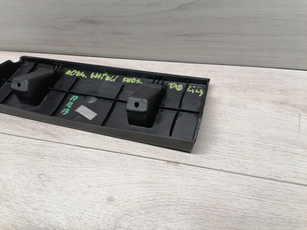 MASERATI GHIBLI PODSTAWA POD TABLICE - 670010260 - 13470093434 ...