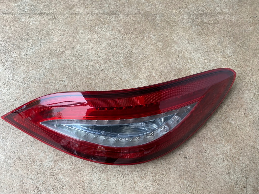 Mercedes CLS 2189067800 Lampa Tylna Prawa - 9281280956 - oficjalne ...