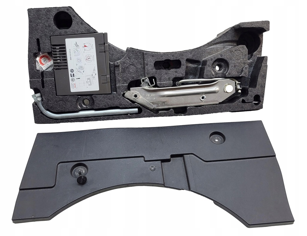 VW PASSAT B6 WKŁAD BAGAŻNIKA LEWAREK POMPKA 12V KLUCZ DO KÓŁ 8D0012615C ...