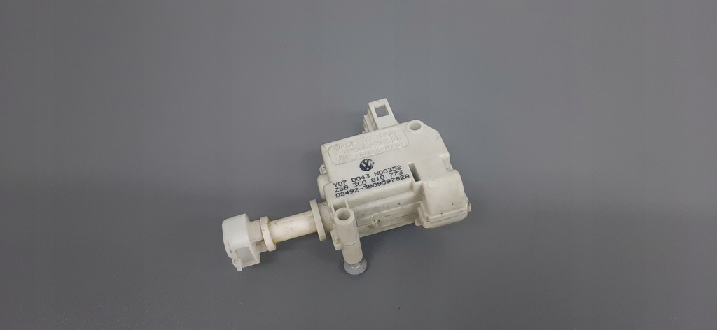 SILOWNIK KLAPKI WLEWU PALIWA VW GOLF V 3C0810773 - 9857873416 ...