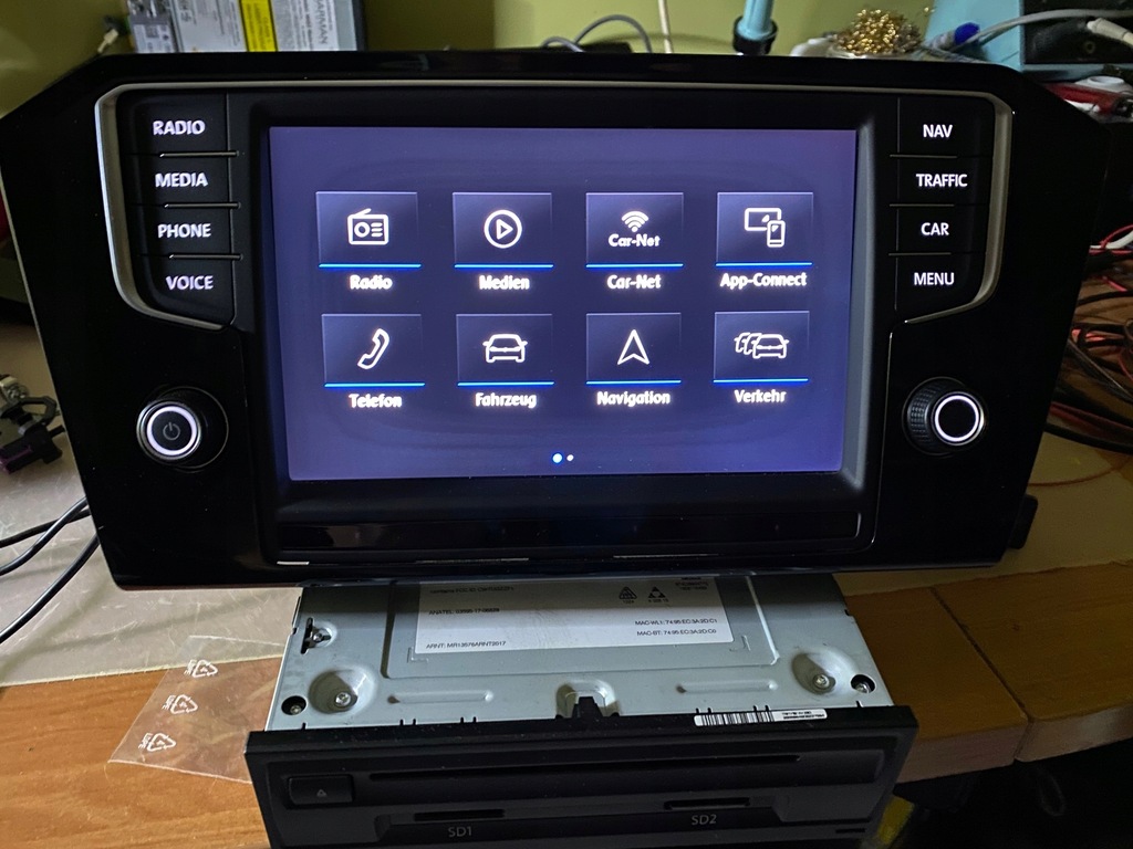 Ekran VW z ramką Passat B8 5G0919606 - 12029136966 - oficjalne archiwum Allegro