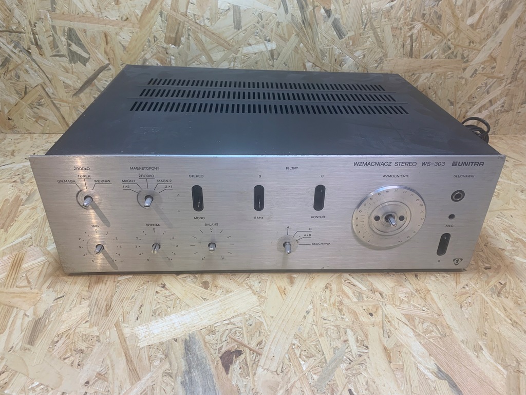 Wzmacniacz Unitra WS-303 - licytacja od 1 złotówki - 16961272134 - oficjalne archiwum Allegro
