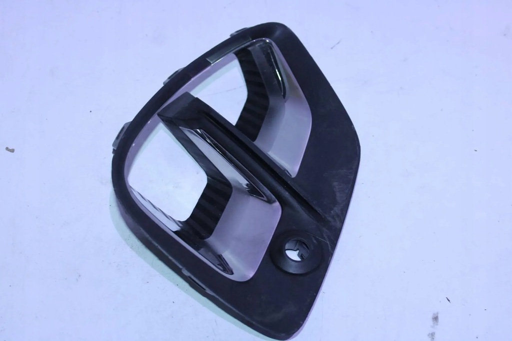 KRATKA HALOGENU LEWA PRZEDNIA RENAULT CAPTUR II CHROM - 15293967912 - oficjalne archiwum Allegro