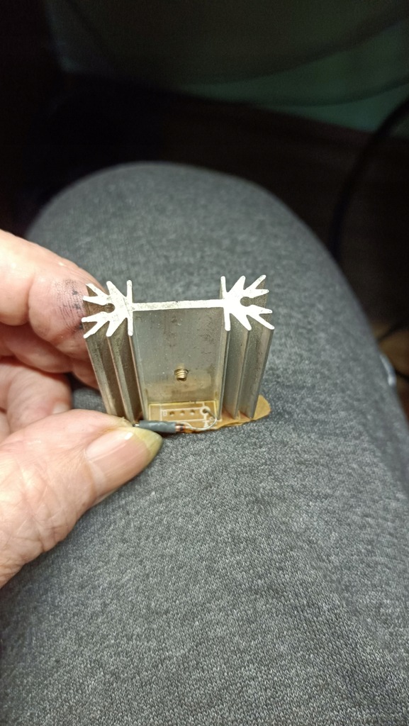 KRZEMOWY TRANZYSTOR MOCY C3117 z radiatorem - 13204426648 - oficjalne ...