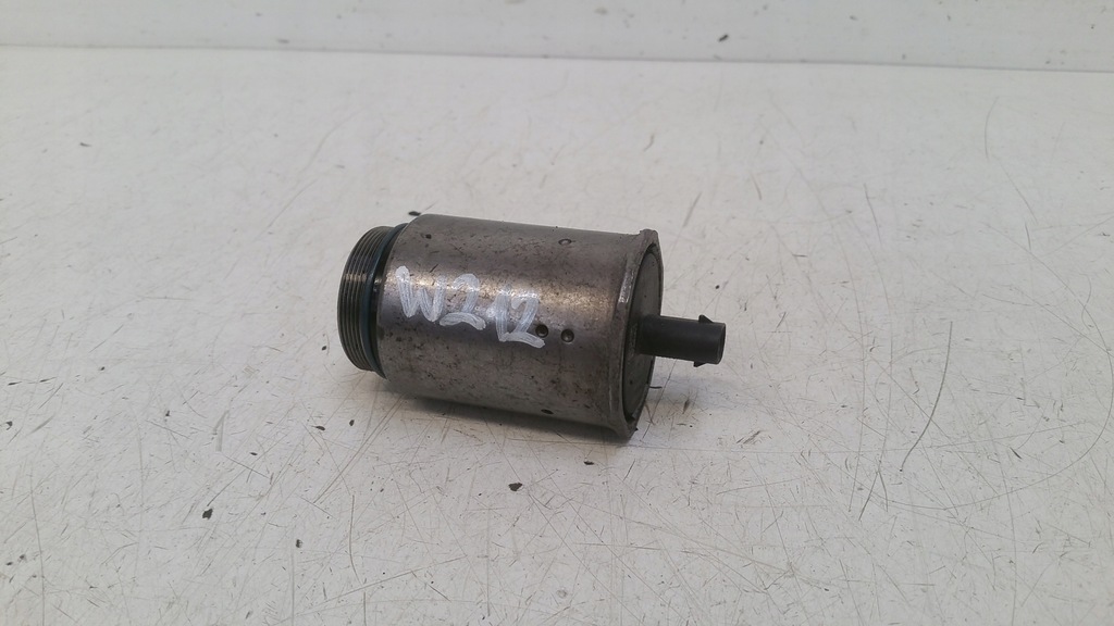 Zawór ciśnienia oleju 6511800115 Mercedes W212 - 13386687376 ...