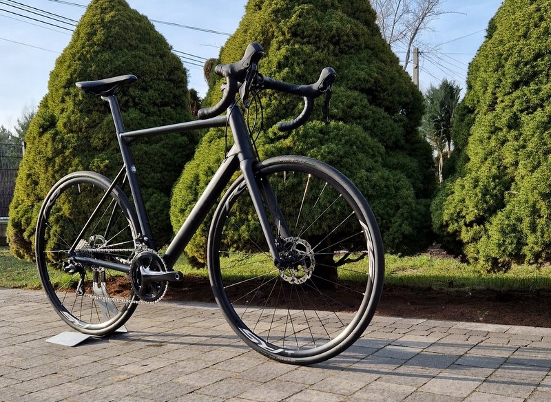 BMC Teammachine ALR disc ONE na Shimano 105 - 13863358046 - oficjalne ...