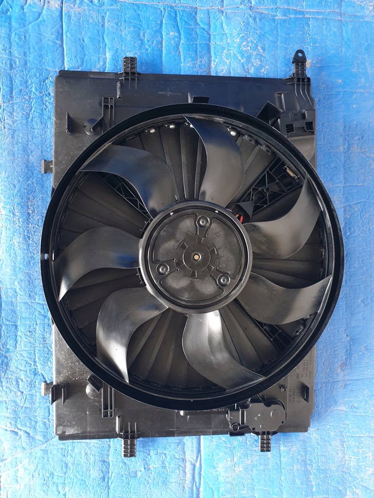 MERCEDES W205 W253 GLC W213 WENTYLATOR A0999061400 - 9242896557 ...