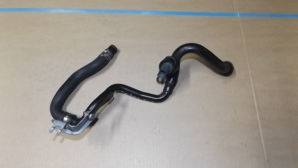 VW TOUAREG 3.0 WAZ RURA PRZEWOD WODY 059121065AT - 6685413667 ...