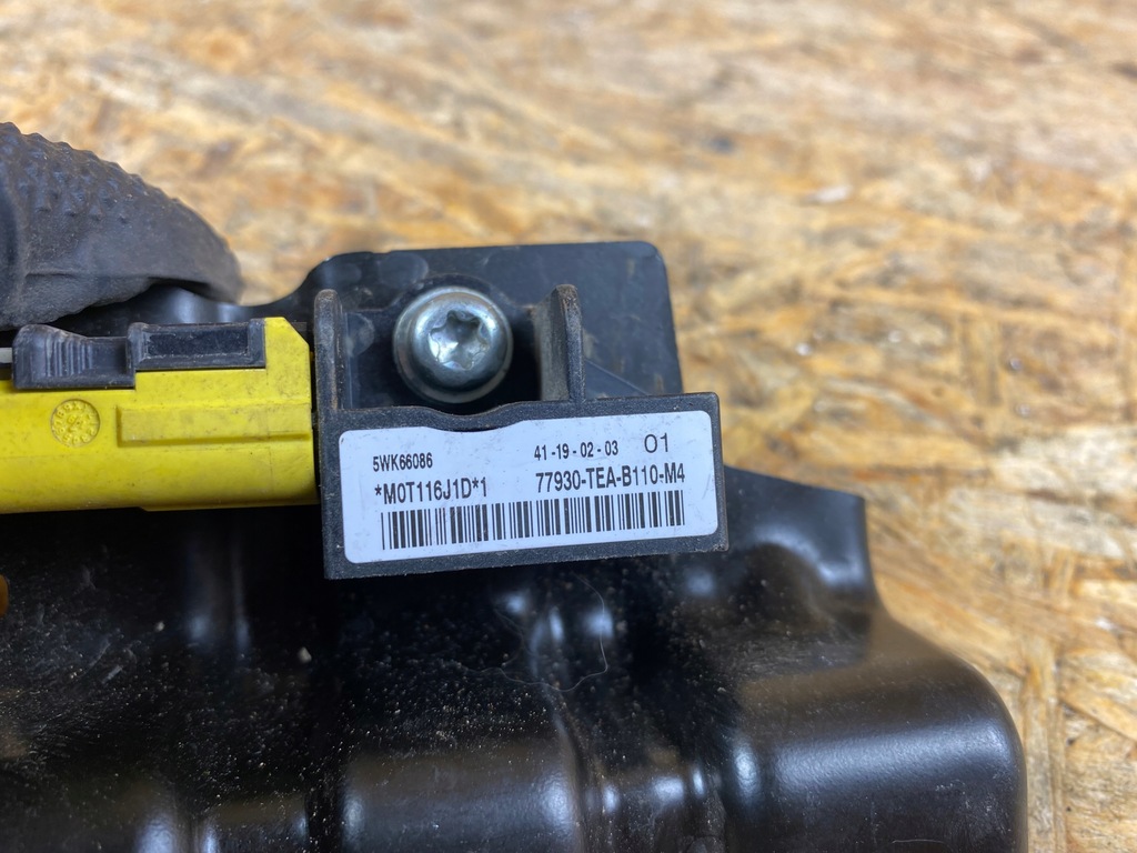 CZUJNIK UDERZENIA HONDA CIVIC X 77930-TEA-B110-M4 - 12616683142 - oficjalne archiwum Allegro