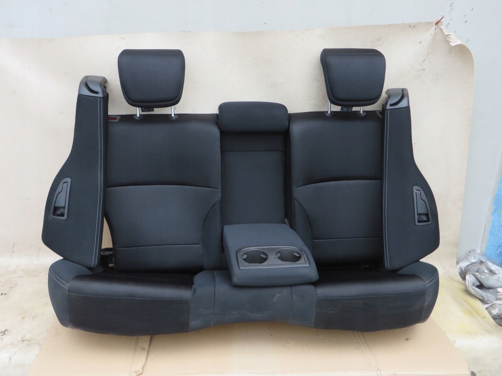 2016r SUBARU LEGACY OUTBACK V MK5 FOTEL KANAPA TYŁ - 13300898538 ...