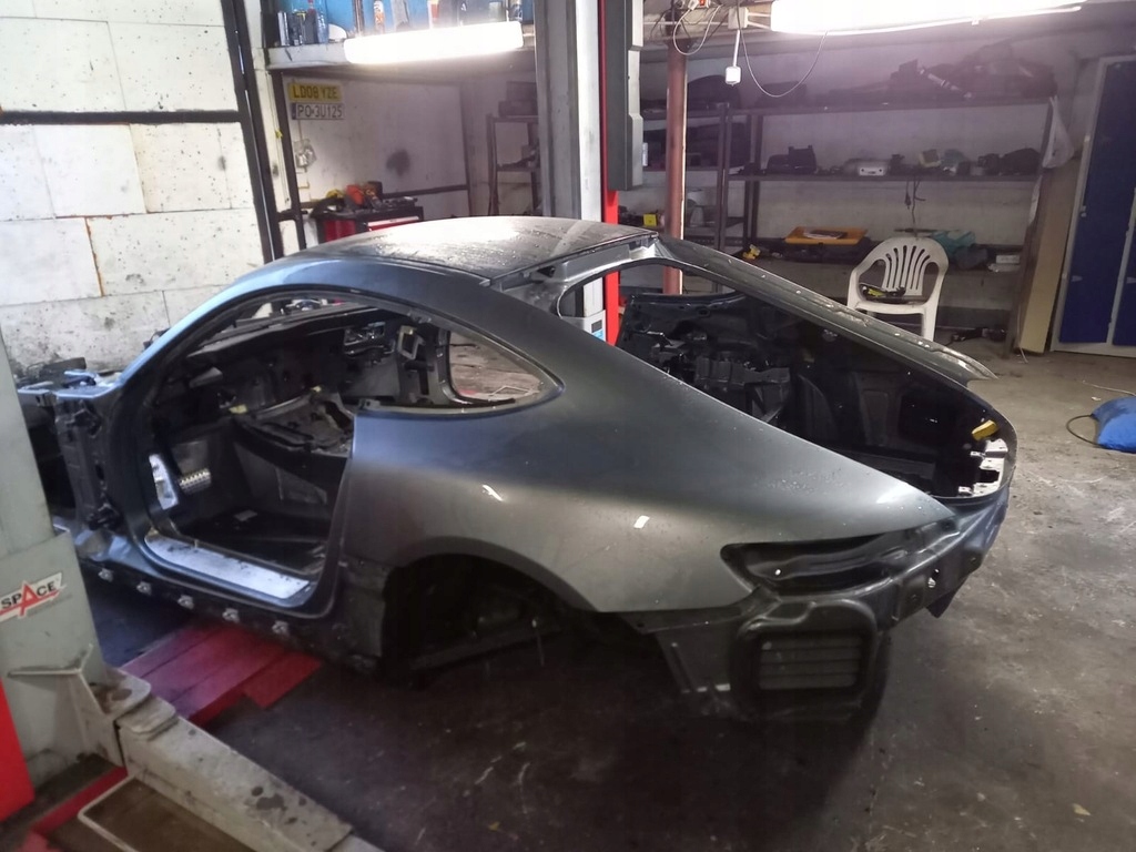 MERCEDES W190 AMG GT GTS GTR COUPE KAROSERIA - 12873404981 - oficjalne archiwum Allegro