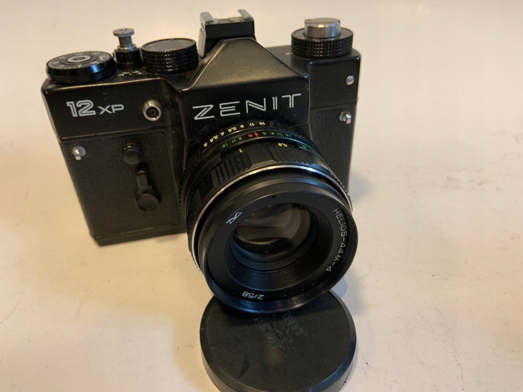 APARAT ZENIT 12 XP HELIOS 44M 4 2/58 - 12405219677 - oficjalne archiwum ...