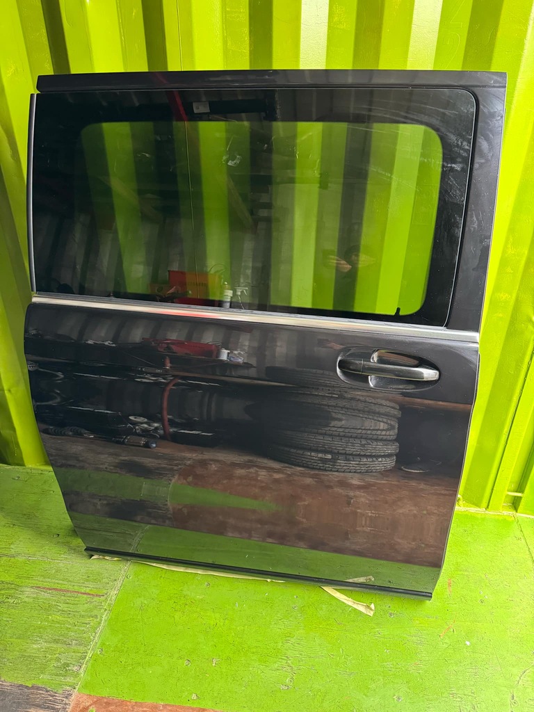 MERCEDES V-KLASA W447 DRZWI PRZESUWNE PRAWE LIFT 9197 ELEKTRYCZNE 2025 ...