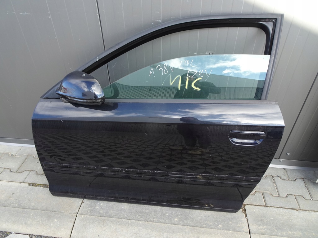 Audi A3 8P FL 3D Drzwi lewy przód LZ9Y - 12766668702 - oficjalne archiwum Allegro