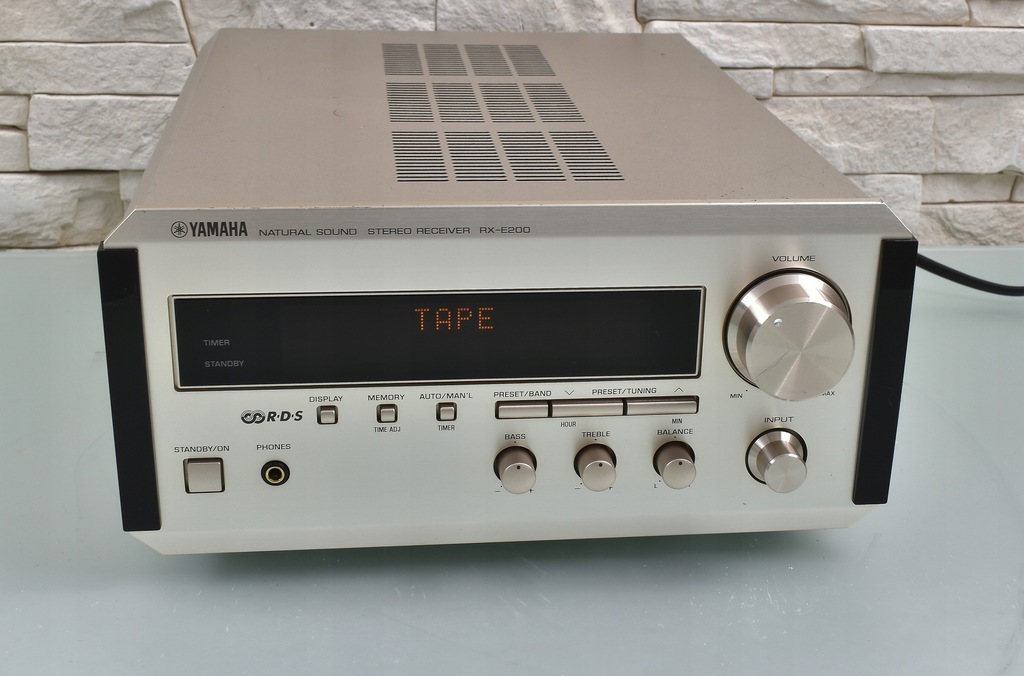 Купить Стереоресивер YAMAHA Pianocraft RX-E200: отзывы, фото и ...