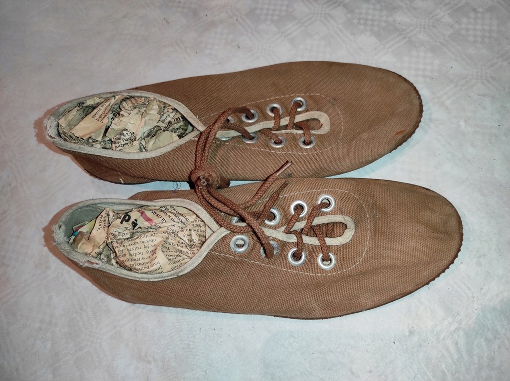 Stare OBUWIE z PRL-u ! - 11584975008 - oficjalne archiwum Allegro