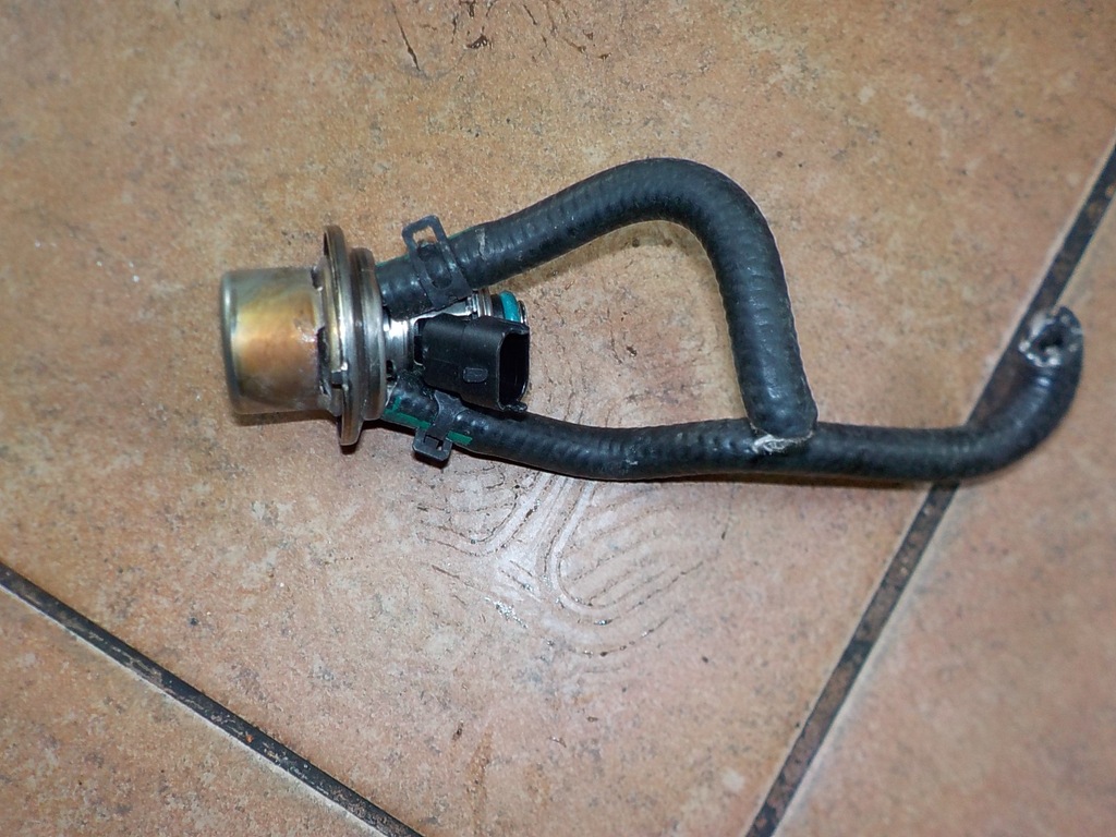 WTRYSKIWACZ ADBLUE GLE W166 A0004901313 0444025005 - 7387953388 ...