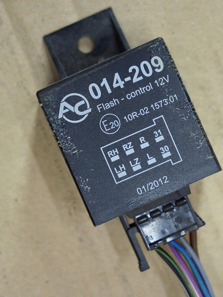 MODUŁ HAKA 014-209 FLASH- CONTROL 12V - 13594037047 - oficjalne archiwum Allegro