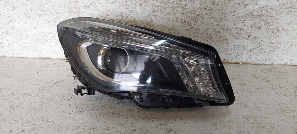 MERCEDES W117 CLA LAMPA PRAWA BI-XENON LED - 11322158941 - oficjalne ...
