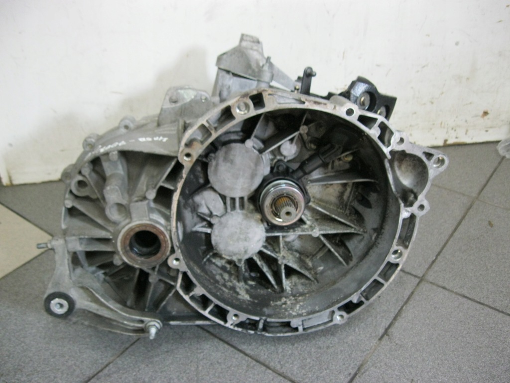 Skrzynia biegów Ford Focus MK2 C-Max VOLVO C30 V50 S40 C70 4M5R-7002-CE 2.0 - 9865840832 ...