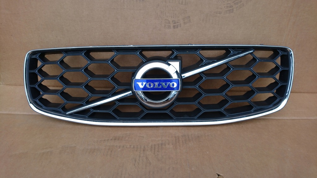 VOLVO XC70 LIFT ATRAPA GRILL 31353616 - 9104641846 - oficjalne archiwum ...