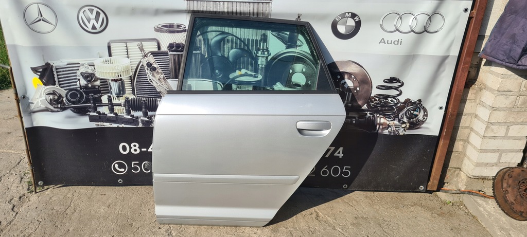 AUDI A3 8P LIFT SPORTBACK 5D DRZWI LEWE TYŁ LA7W - 12621336545 - oficjalne archiwum Allegro