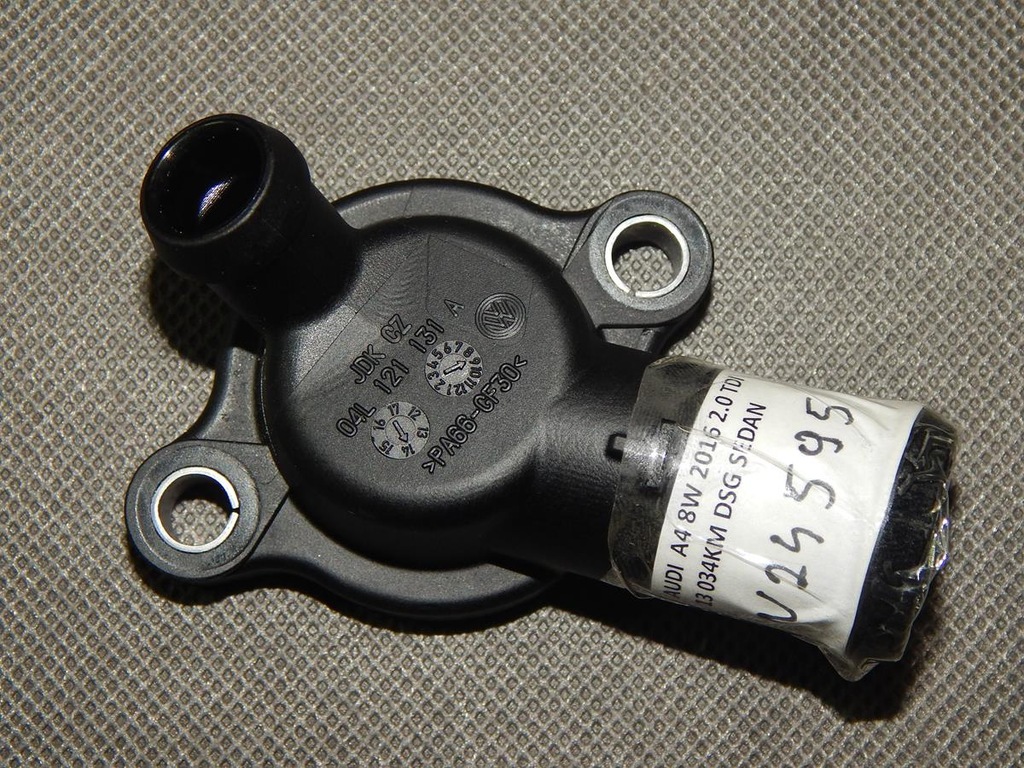 AUDI A4 B9 WĄŻ PRZEWÓD WODY 04L121131A - 7152712461 - oficjalne ...