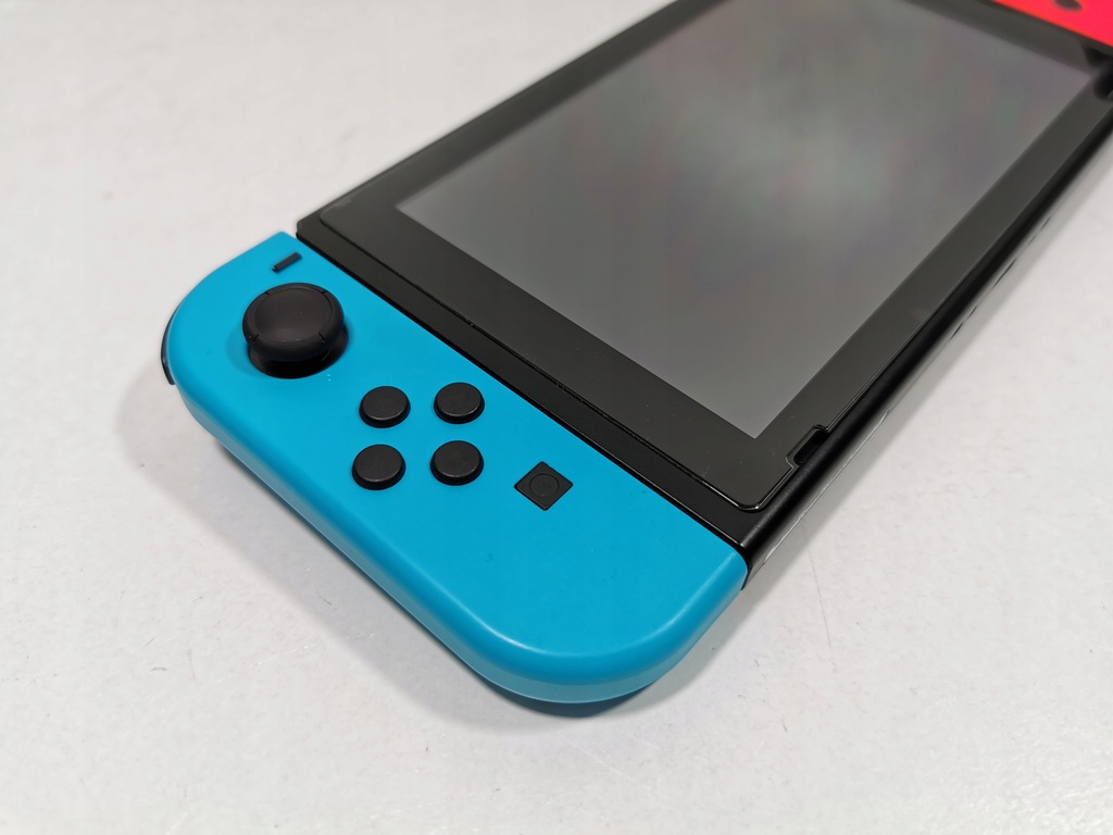 KONSOLA NINTENDO SWITCH JOY-CON RED BLUE V2 32GB - 12352639126 ...