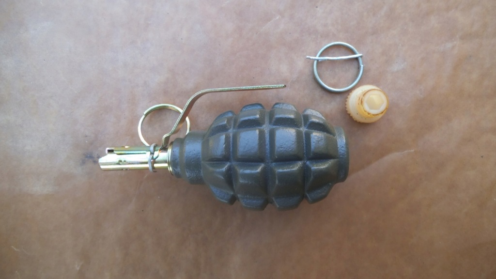 F1 GRANAT OBRONNY ORYGINAŁ KOMPLET - 11934771132 - oficjalne archiwum ...