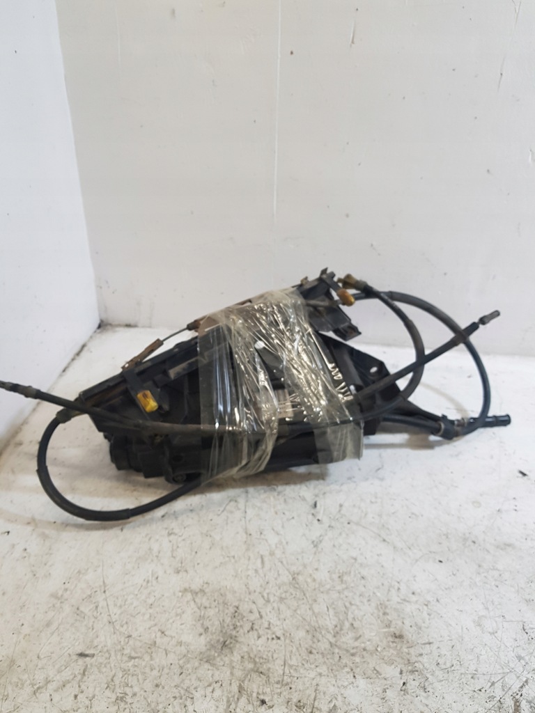 MECHANIZM ELEKTRYCZNEGO HAMULCA RENAULT SCENIC 2 - 13956820553 - oficjalne archiwum Allegro