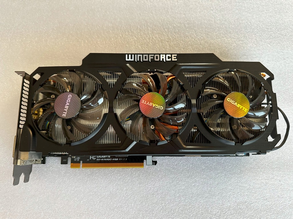 Karta graficzna Gigabyte GTX 760 OC 4 GB WINDFORCE - 14306317917 ...