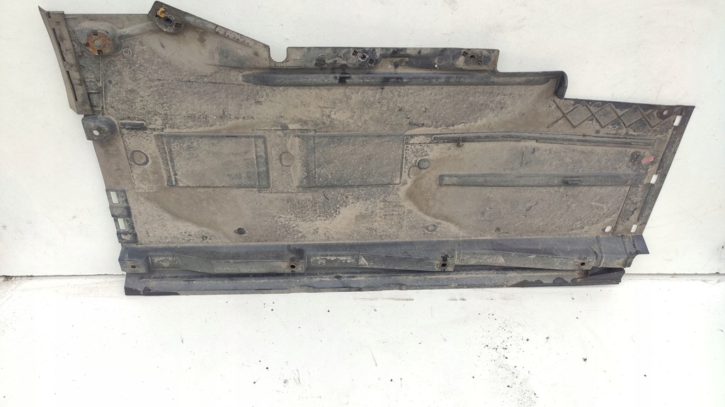 AUDI A4 B8 A5 OSŁONA PODWOZIA PRAWA 8K0825209 ORG - 13886908194 ...