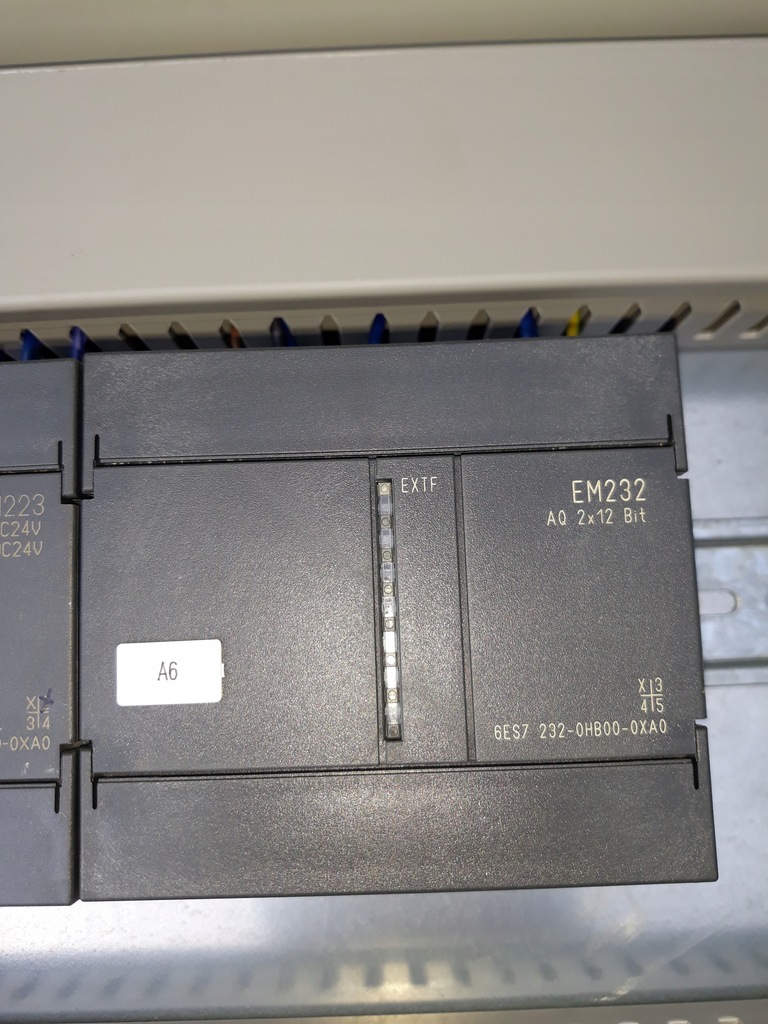 SIEMENS SIMATIC EM232 AQ 2x 12 Bit - 8564091777 - oficjalne archiwum ...