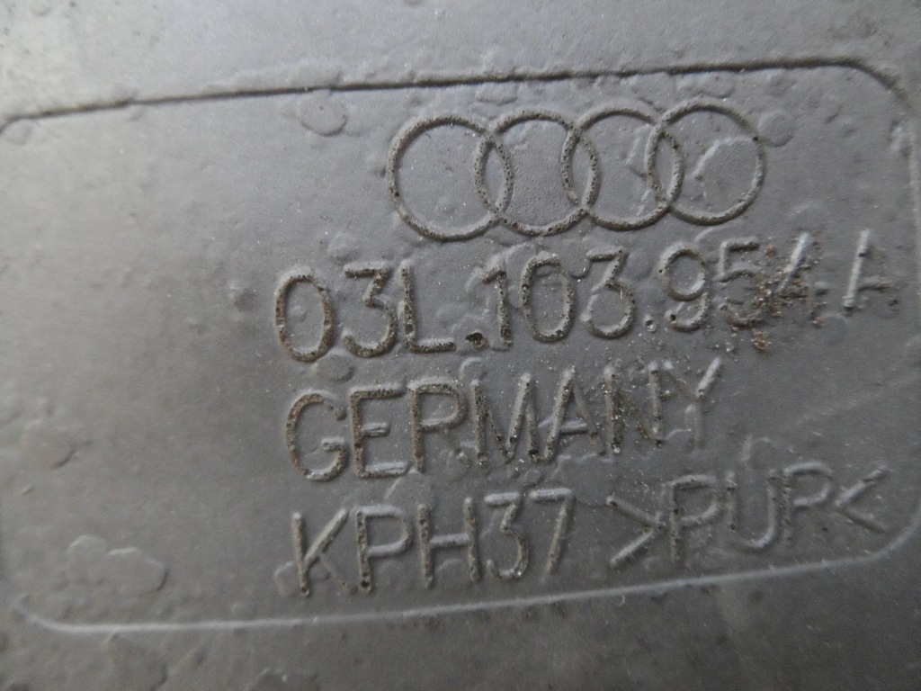 OSŁONA WTRYSKÓW VW AUDI A4 B8 2.0 03L103954A - 14322552163 - oficjalne ...