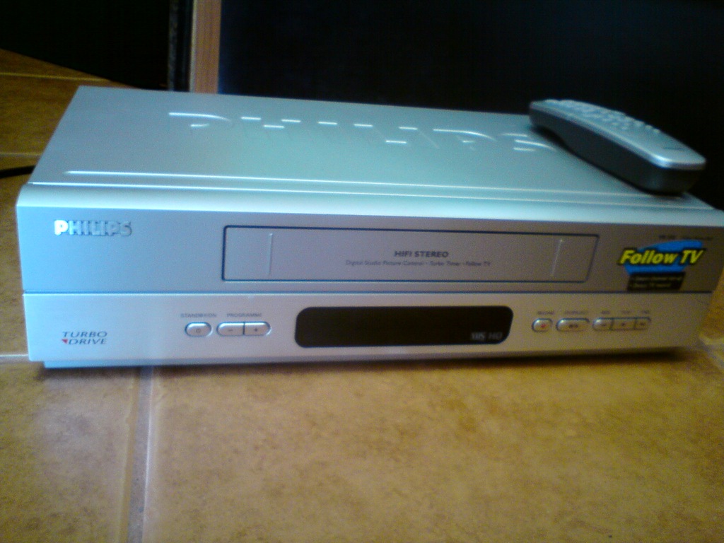 PHILIPS VR 550 magnetowid VHS video HI-FI STEREO z pilotem - 16672479019 - oficjalne archiwum ...