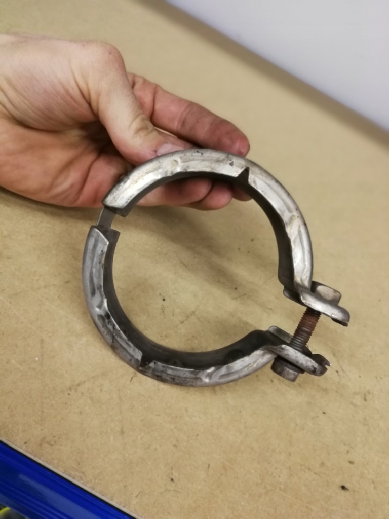 MERCEDES W211 OBEJMA KATALIZATORA 2034900441 - 8790981237 - oficjalne ...