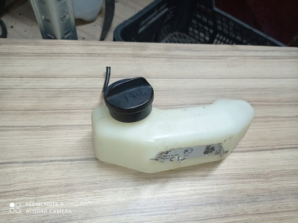 STIHL HS 75 80 ZBIORNIK PALIWA BAK KOREK ORGINALNY - 10621457182 ...