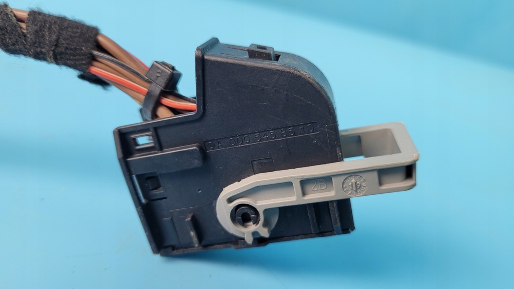 MERCEDES KOSTKA WTYCZKA A0005458510 10 PIN - 12413944496 - oficjalne ...