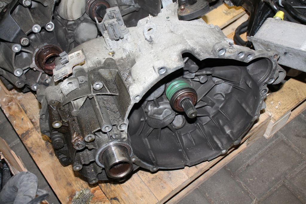 VOLVO V70 S60 XC70 SKRZYNIA M58 AWD MANUALNA P9482266 - 14573938411 ...