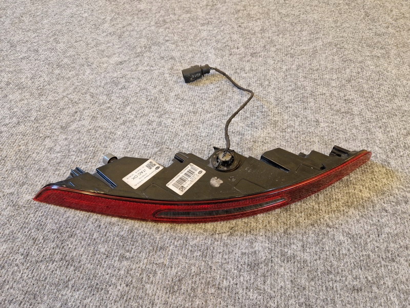 PORSCHE MACAN 95 95B945726J LAMPA ZDERZAKA TYŁ LED - 12861621956 ...