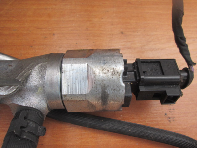 VW 1.6 TDI ZAWÓR PALIWA 48B13640A02 03L130764A - 8298197832 - oficjalne ...