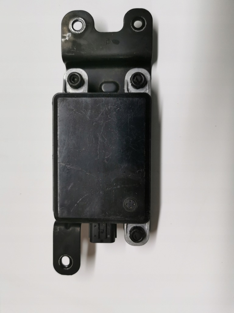 HYUNDAI SANTA FE 2020 RADAR DISTRONIC 99110-S1110 - 11639694995 ...