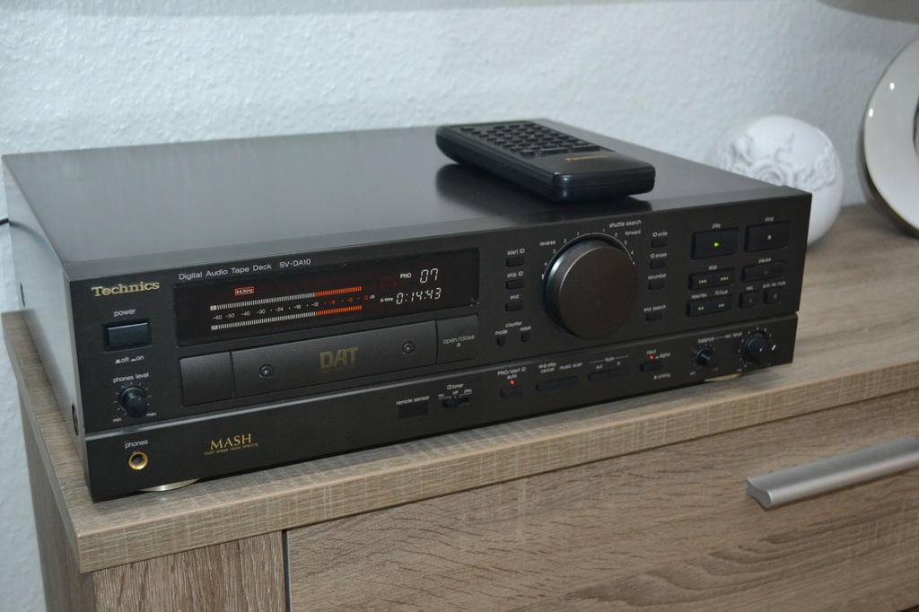 Technics SV-DA10 Dat Recorder Cyfrowy magnetofon - 11179166203 ... Technics SV-DA10 Dat Recorder Cyfrowy magnetofon - 11179166203 ...