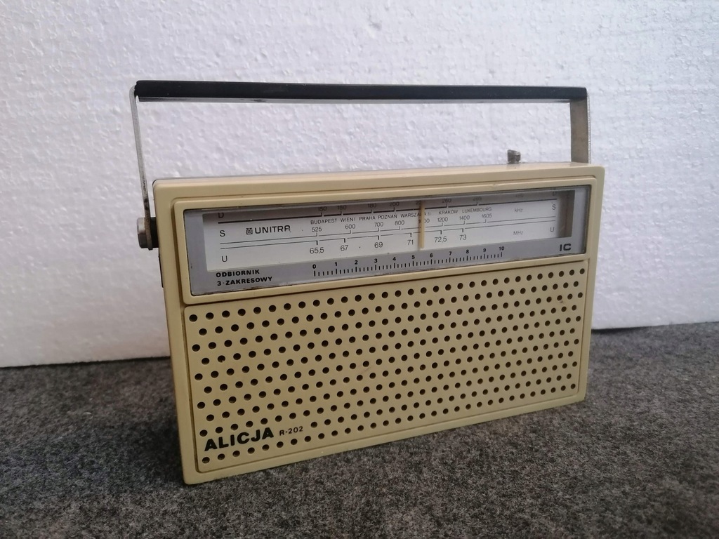Radioodbiornik Unitra Eltra Alicja R-202 - 14300266123 - oficjalne ...