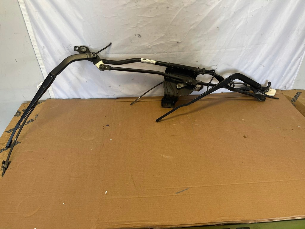 MECHANIZM WYCIERACZEK SCANIA R S 2561570 - 12087114272 - oficjalne ...