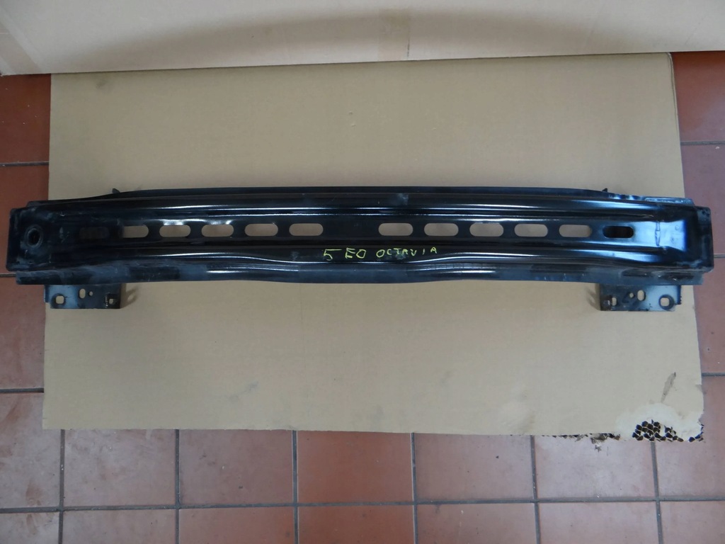 Belka Zderzaka Przód 5E0807109 Skoda Octavia III - 14713671956 ...