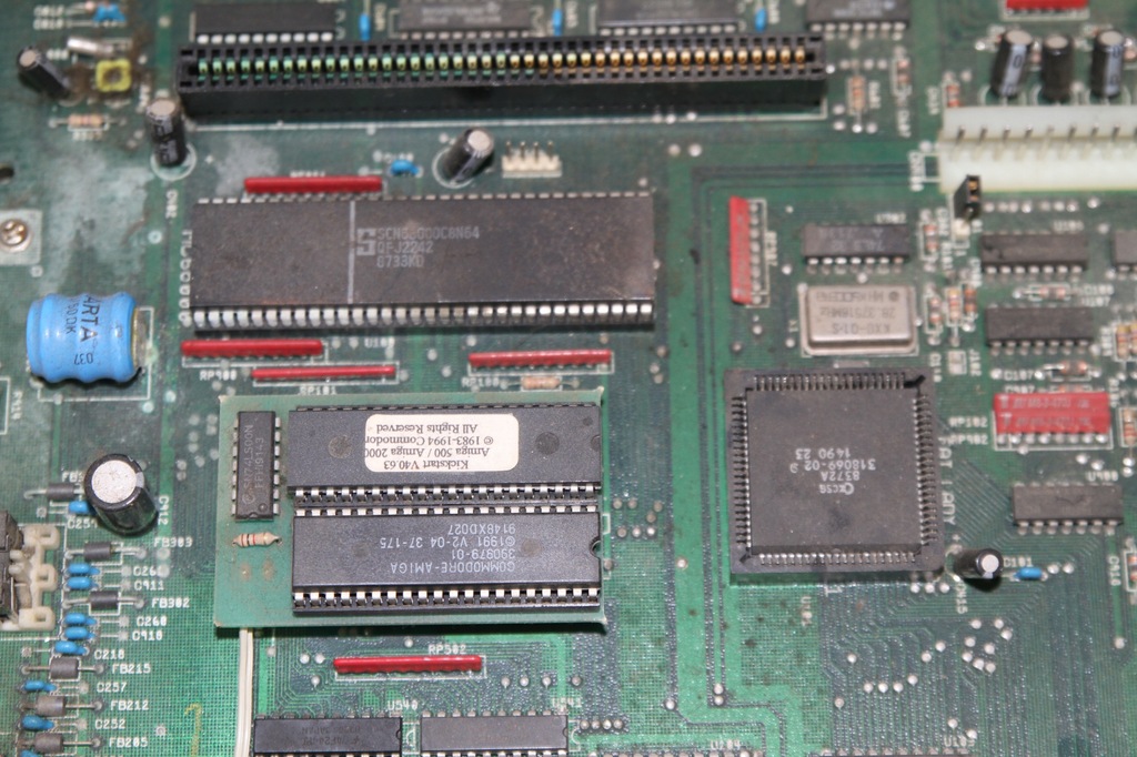 Komputer Amiga a2000 - 13087053943 - oficjalne archiwum Allegro